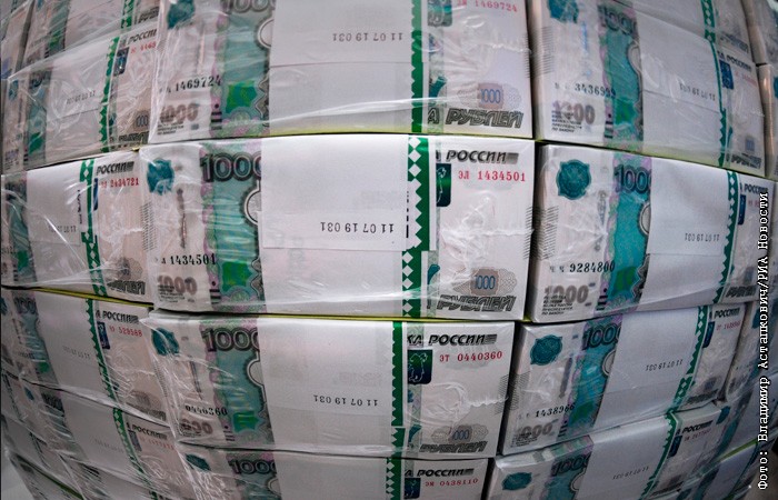 Дефицит бюджета РФ в январе-феврале составил 2,7 трлн руб., или 1,3% ВВП